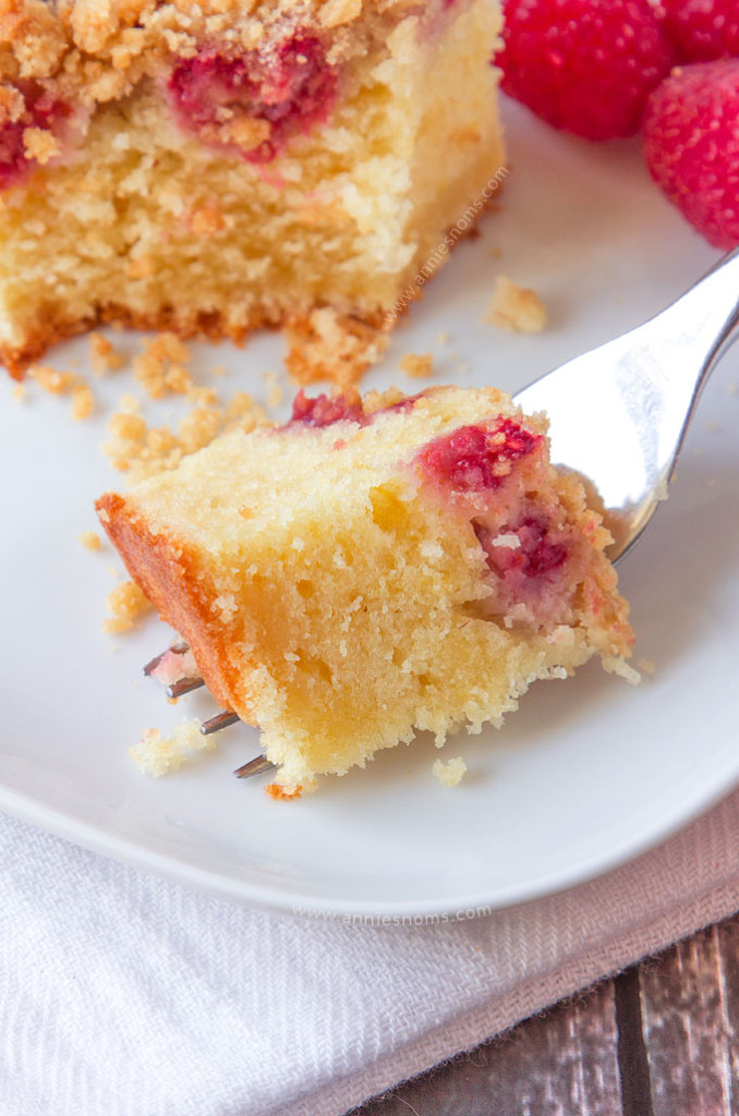 Raspberry and Lemon Crumb Cake - Annie's Noms
