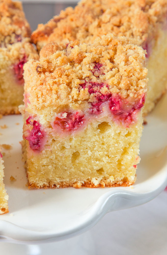 Raspberry and Lemon Crumb Cake - Annie's Noms